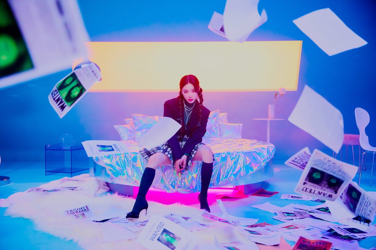 SONG REVIEW: Bicycle – Chungha – KBopped